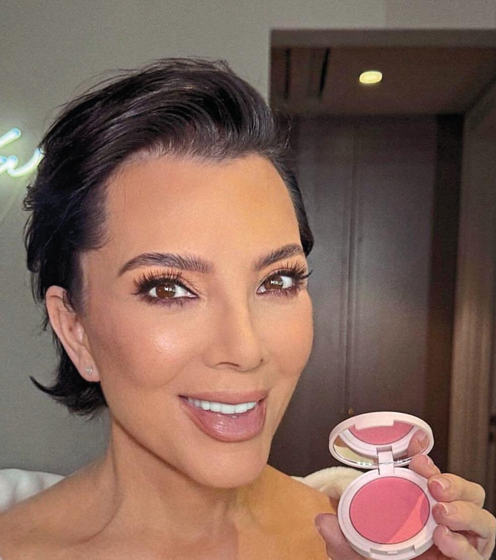 KRIS MAY GET BLACK EYE OVER FANCY NEW FACE | Globe US - celebrity - Read this story on Magzter.com