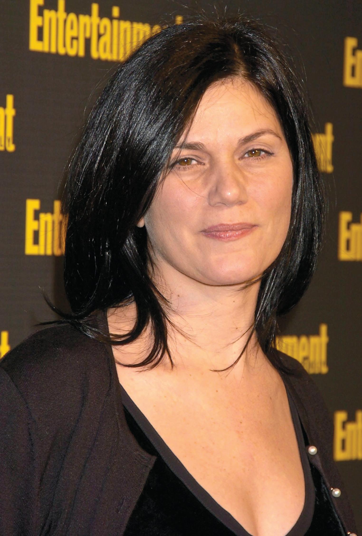SCREEN SIREN'S STUNNING FALL FROM GRACE | National Enquirer - celebrity ...