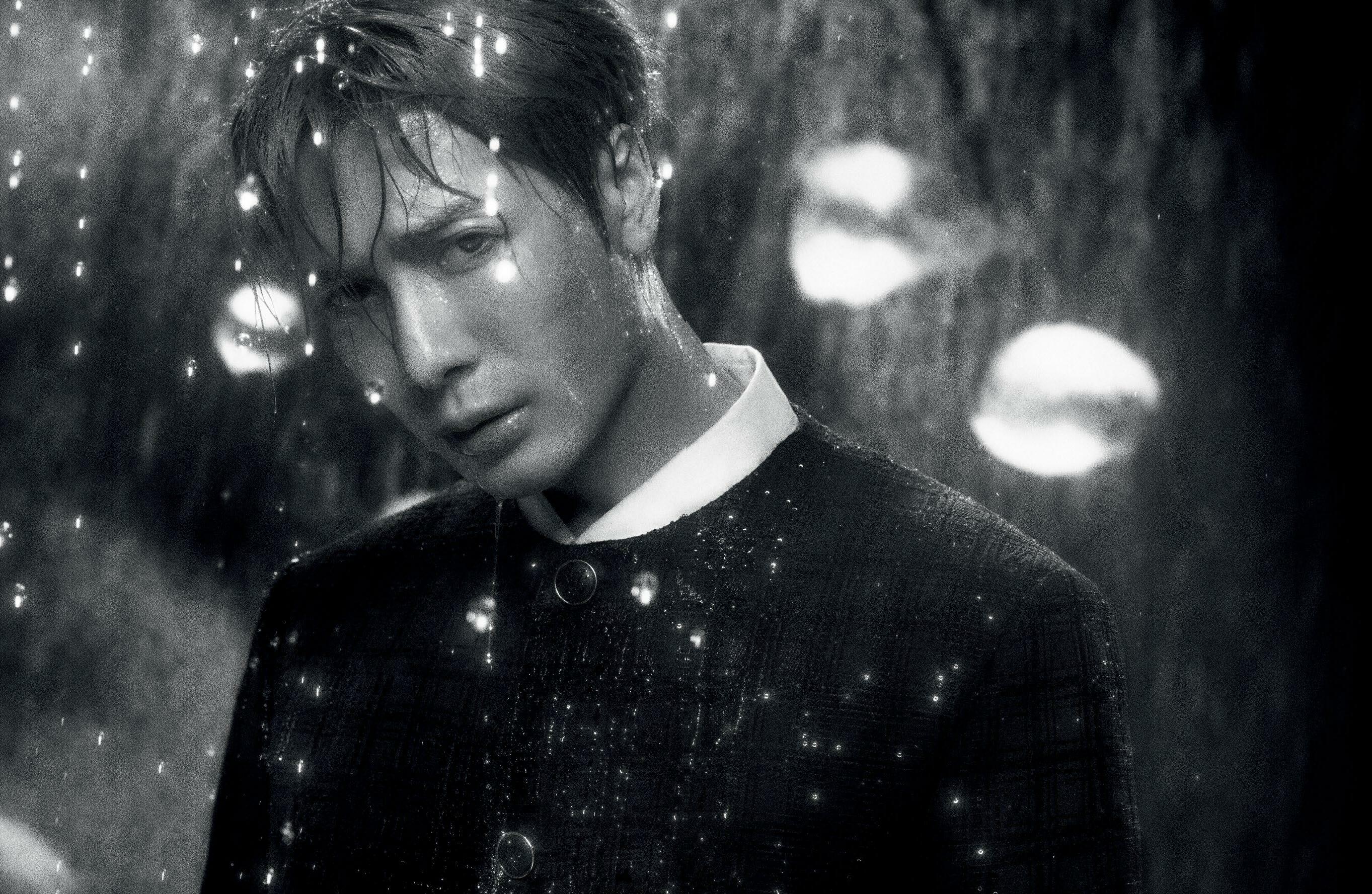 MAN in MOTION | L'OFFICIEL Singapore - fashion - Read this story on ...