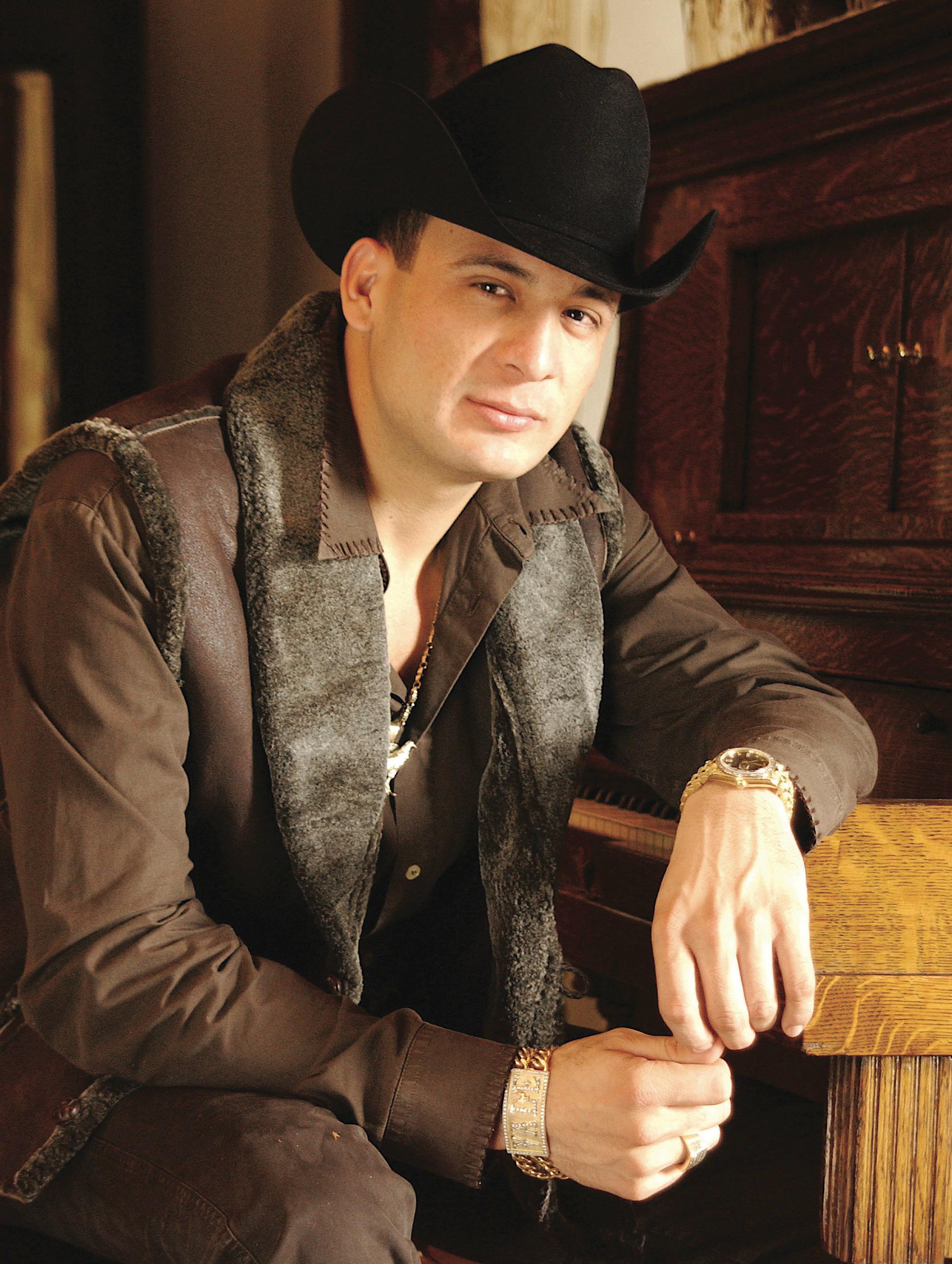 VALENTÍN ELIZALDE RECREAN SUS ÚLTIMAS HORAS | TVyNovelas - Celebrity ...