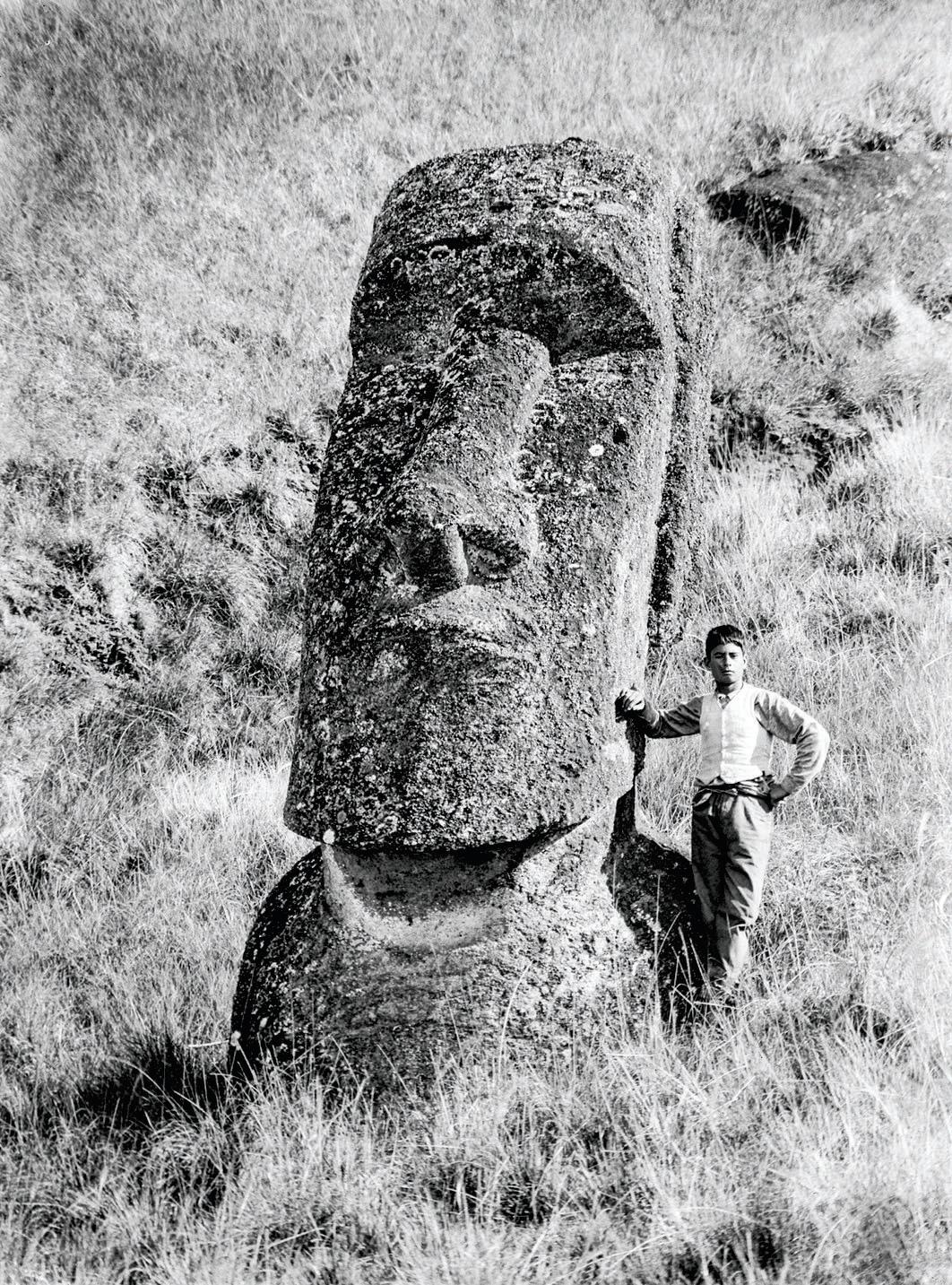 STONE FACE | The New Yorker - culture - Read this story on Magzter.com