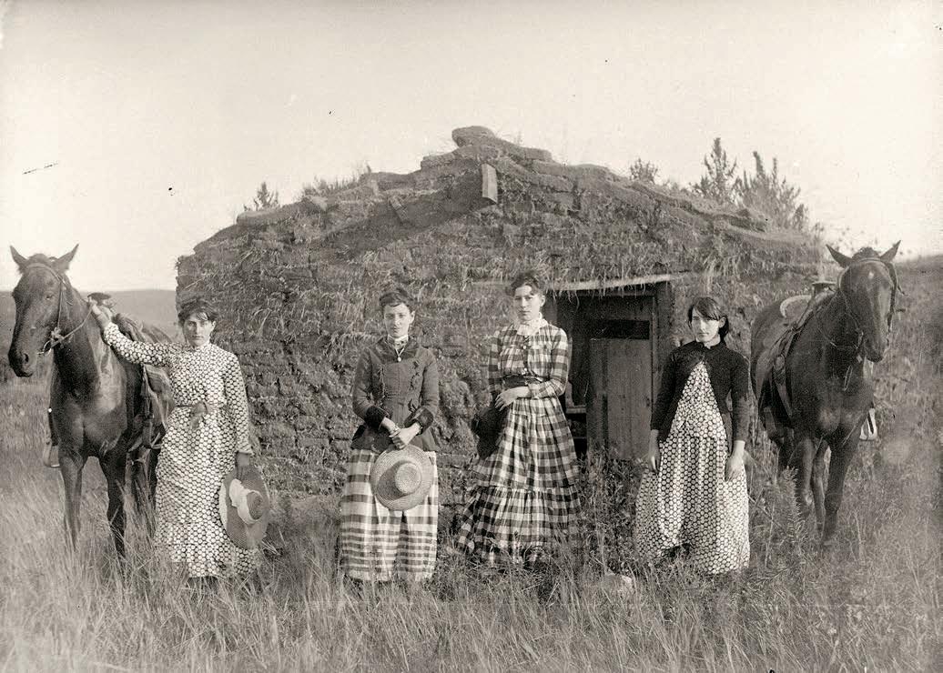 THE REAL WOMEN OF THE WILD WEST | True West - lifestyle - Lisez cet ...