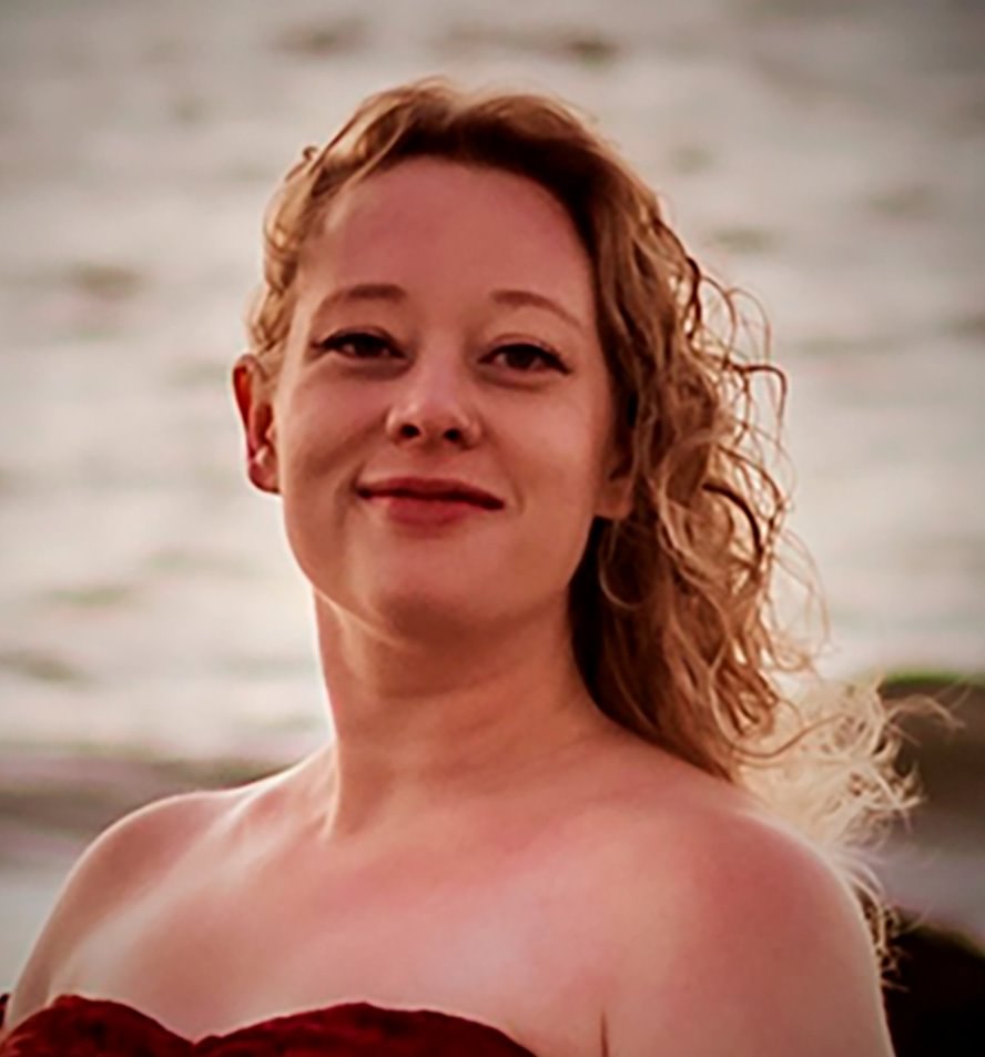 Renee Good Shooting: Tragedy in Minneapolis | People US - entertainment ...