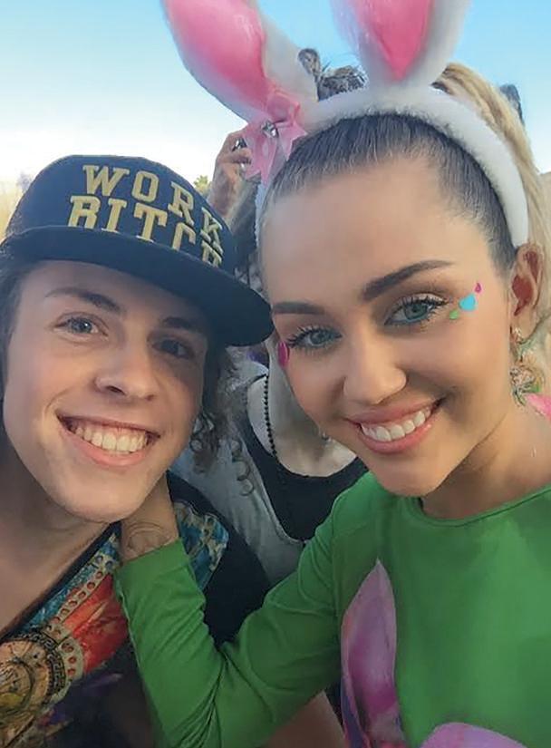 KIWI WRITER REVEALS 'MY SURREAL CHAT WITH LADY GAGA' | Woman’s Day ...