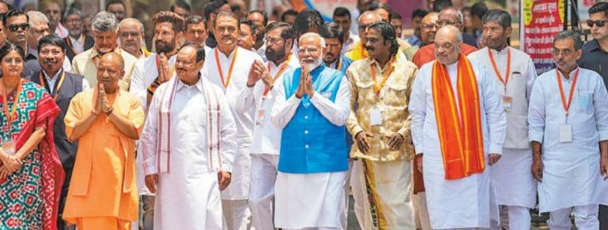 I Never Do Hindu-Muslim Politics: Modi | Business Standard - Newspaper ...