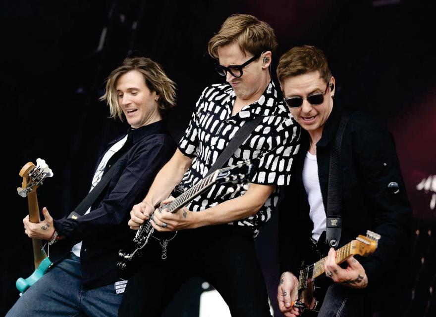 ALL ABOUT TOM - 'I DUMPED GIOVANNA AFTER A FEW DAYS AND GROVELLED FOR ...
