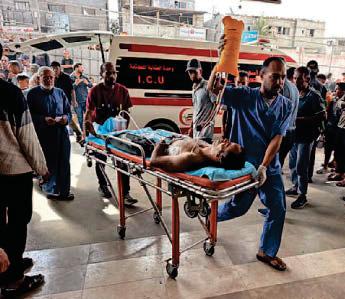 Foreign doctor says so many people were shot that it was 'total carnage ...