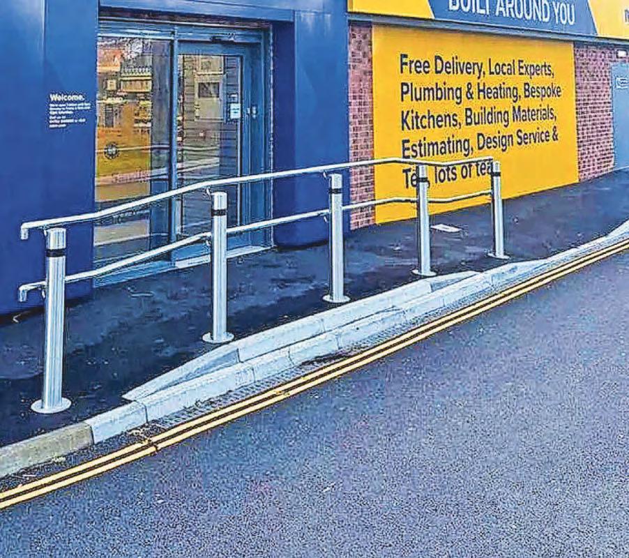 New Builders' Merchant store opens its doors | The Herald - newspaper ...