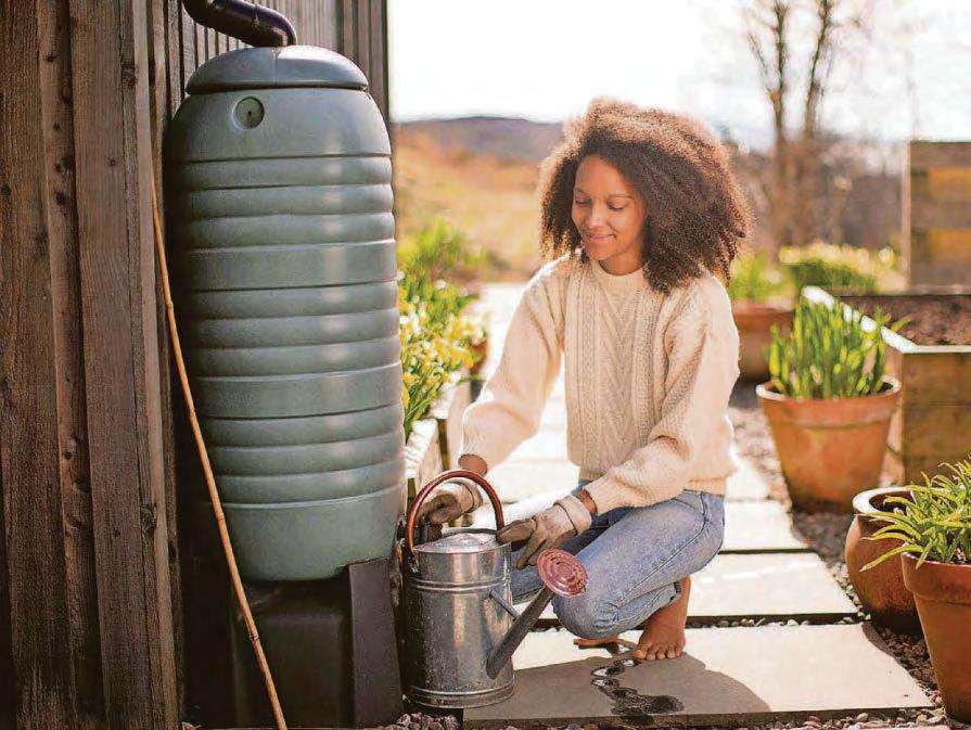 How to save 'precious' water as spell of hot weather looks set to ...
