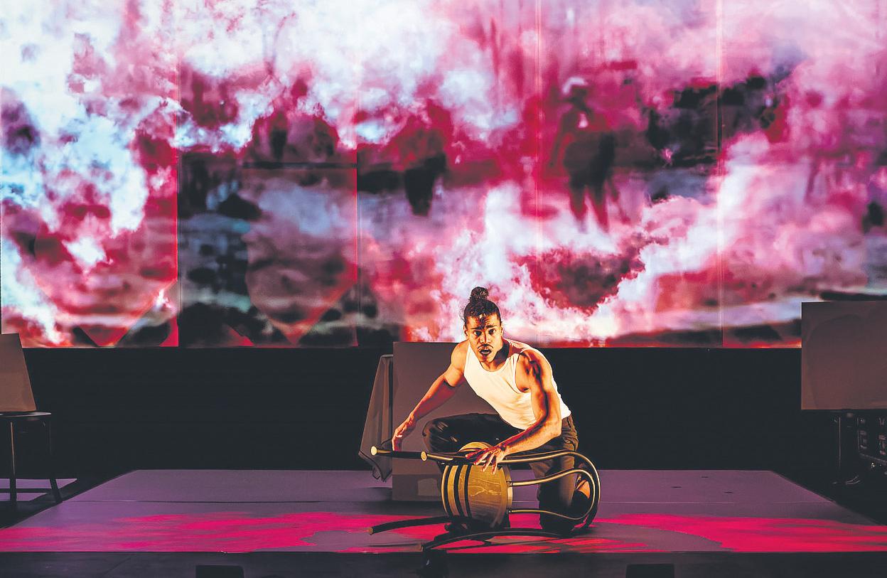 Stage review One-man show reveals the limits of biography - Read this ...