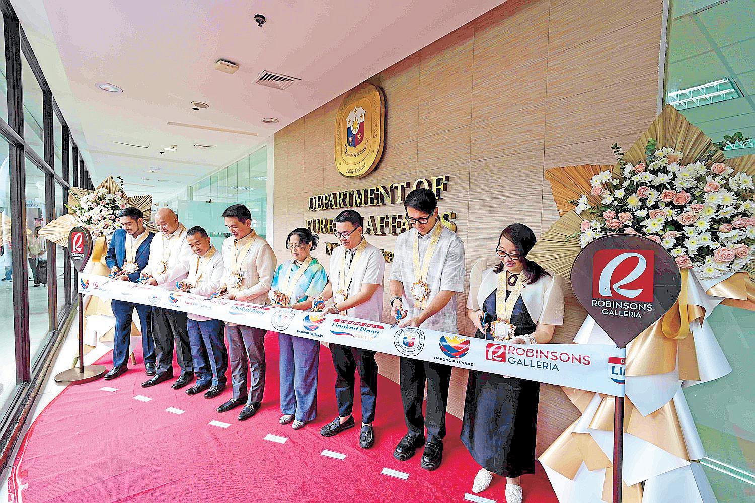 Modern DFA Consular Office Opens at Robinsons Galleria | The Philippine ...