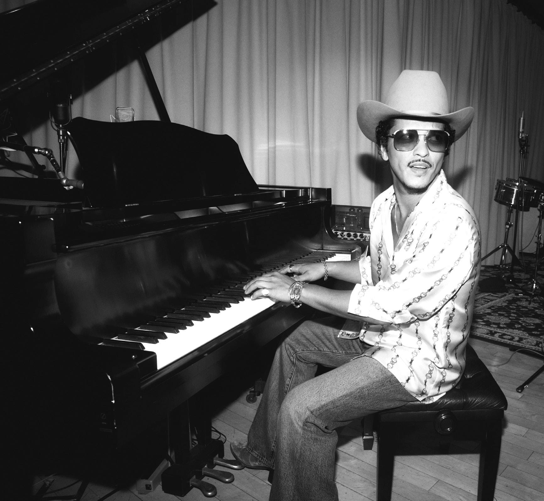 Fil-Am hitmaker Bruno Mars enters 'The Romantic' era | The Philippine ...