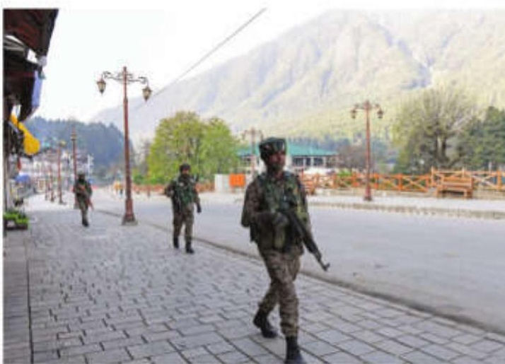 Pahalgam attack: Sacred thread on wrist revealed slain IB officer's ...