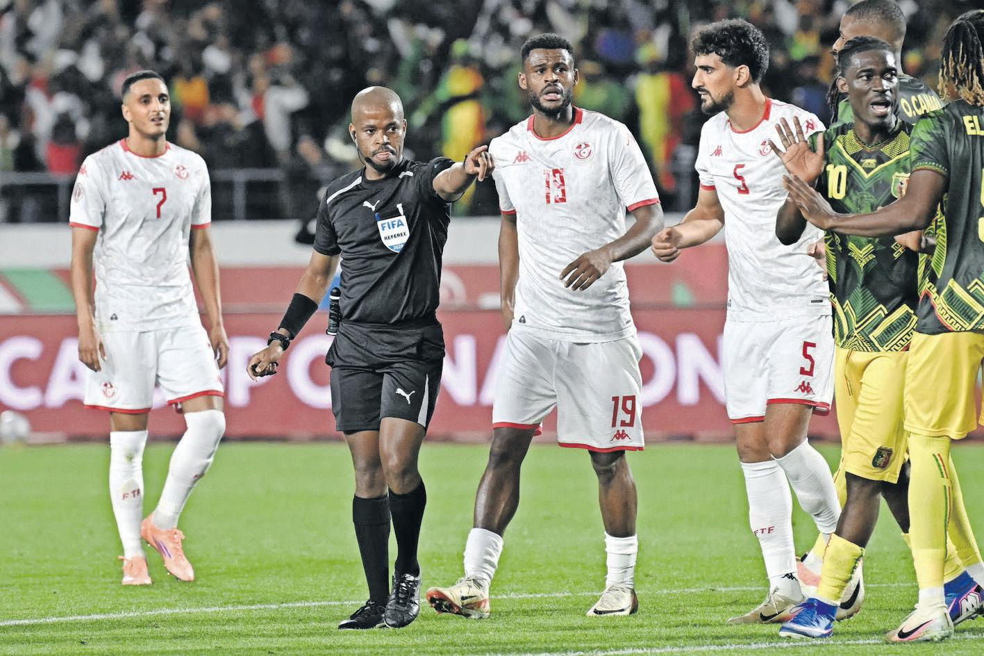 SA referee Tom at centre as Mali edge Tunisia | Cape Argus - newspaper ...