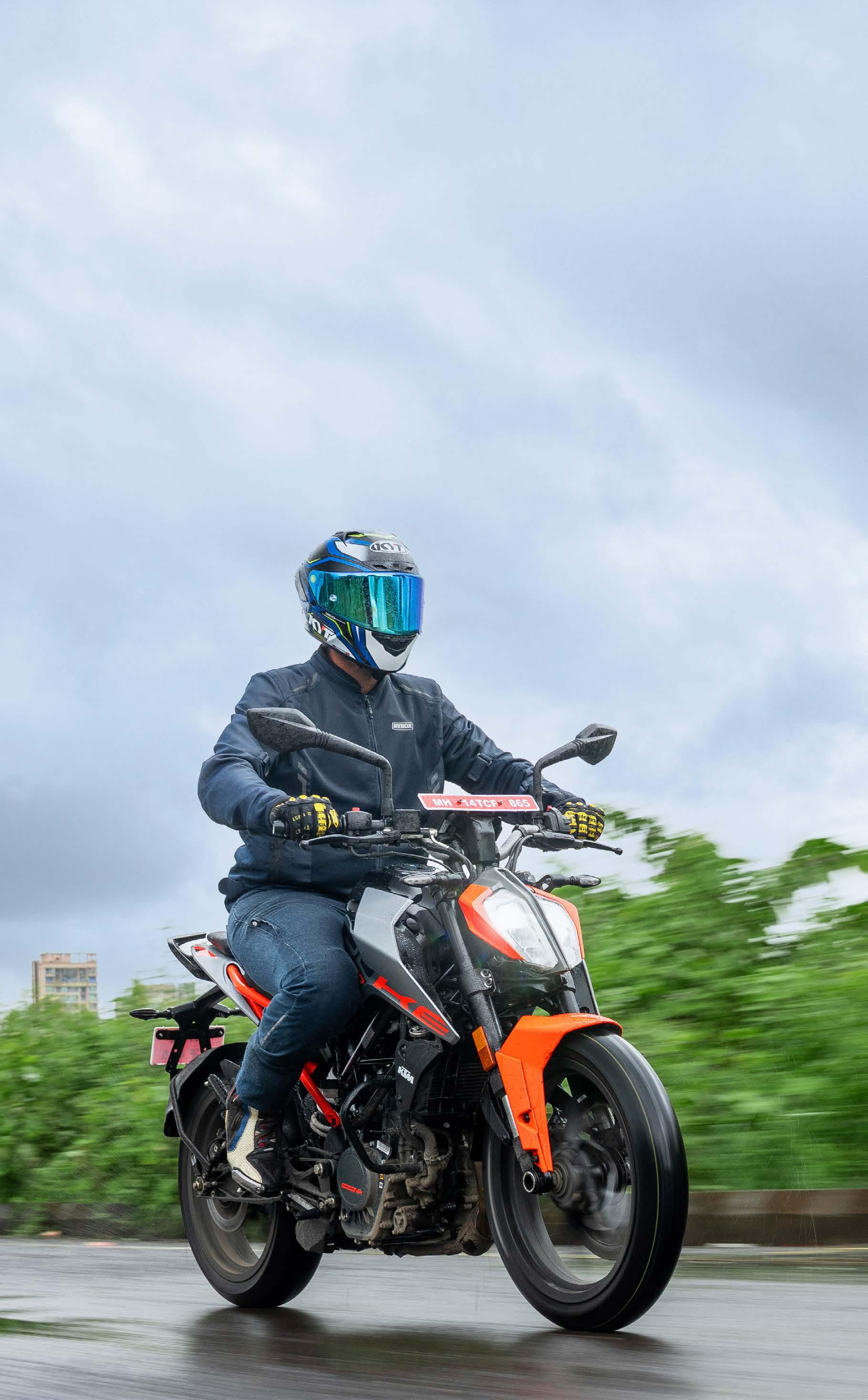 KTM 160 DUKE | TURBOCHARGED - automotive - Read this story on Magzter.com