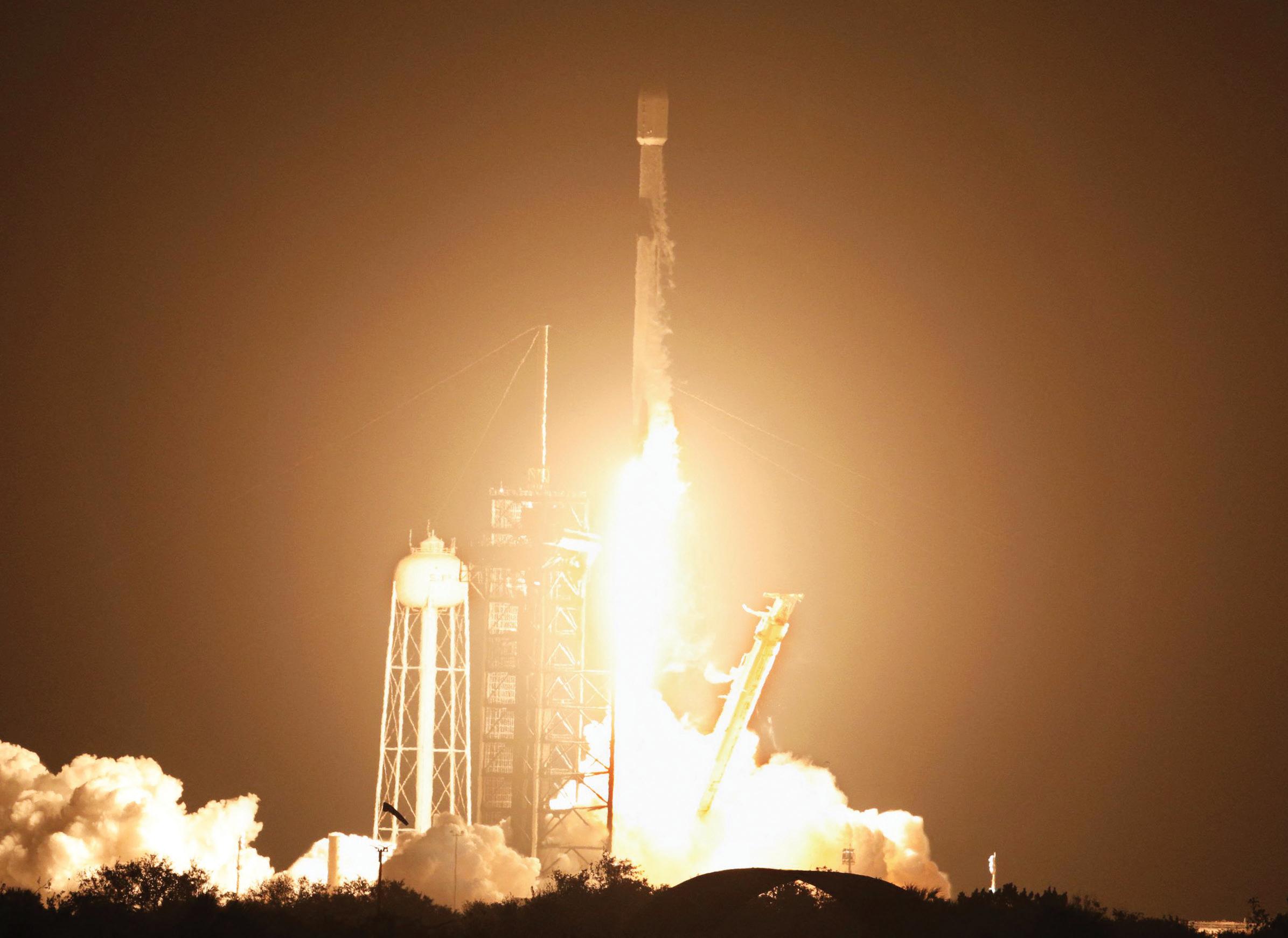 Japan's ispace, US's Firefly launch commercial moon landers | Khaleej Times - newspaper - Read ...