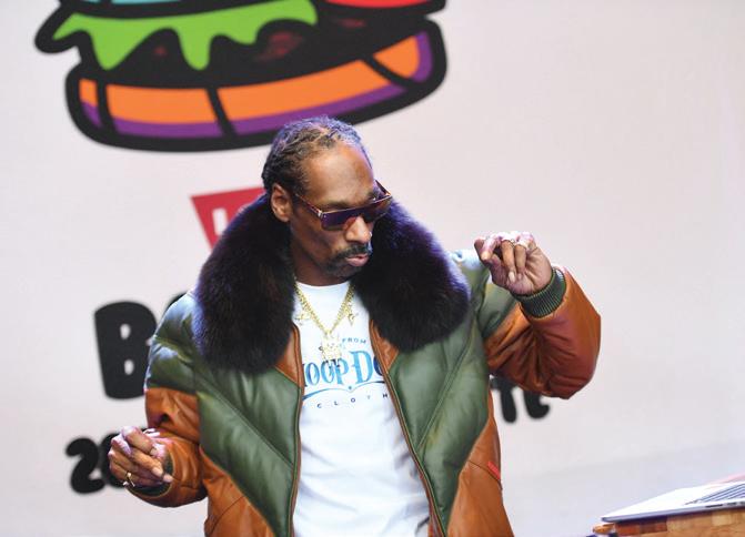 Rapper Snoop Dogg wants to open burger van at Celtic | Khaleej Times ...