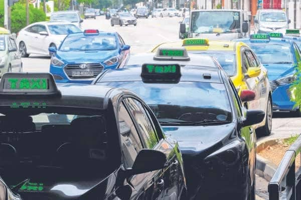 Airport queues • Taxis replacing defunct payment terminals | The ...