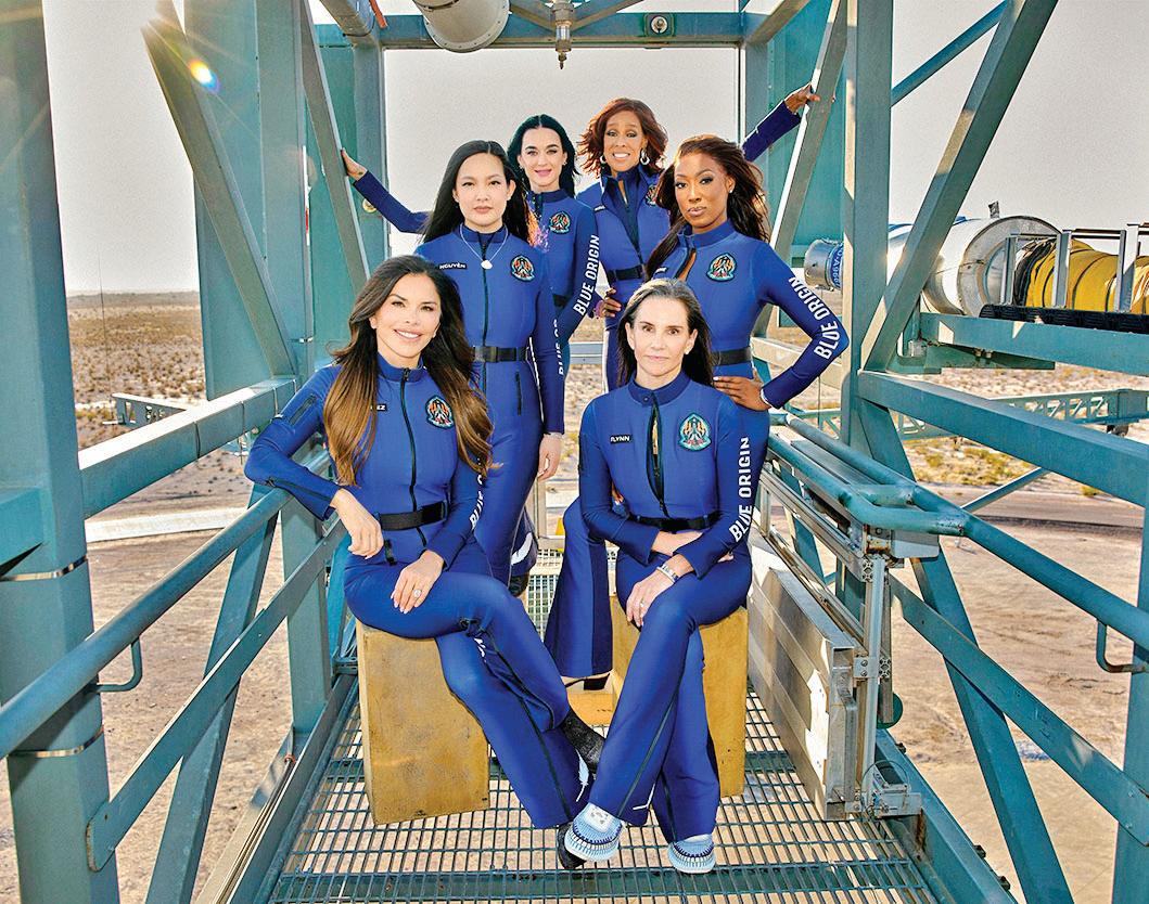 Katy Perry, all-female crew touch space | Ahmedabad Mirror - newspaper ...