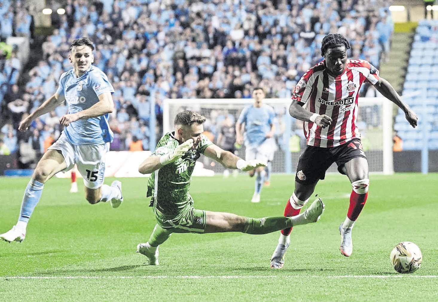 Le Bris' half-time tweak key to Sunderland's win | Sunderland Echo - newspaper - Lee esta ...