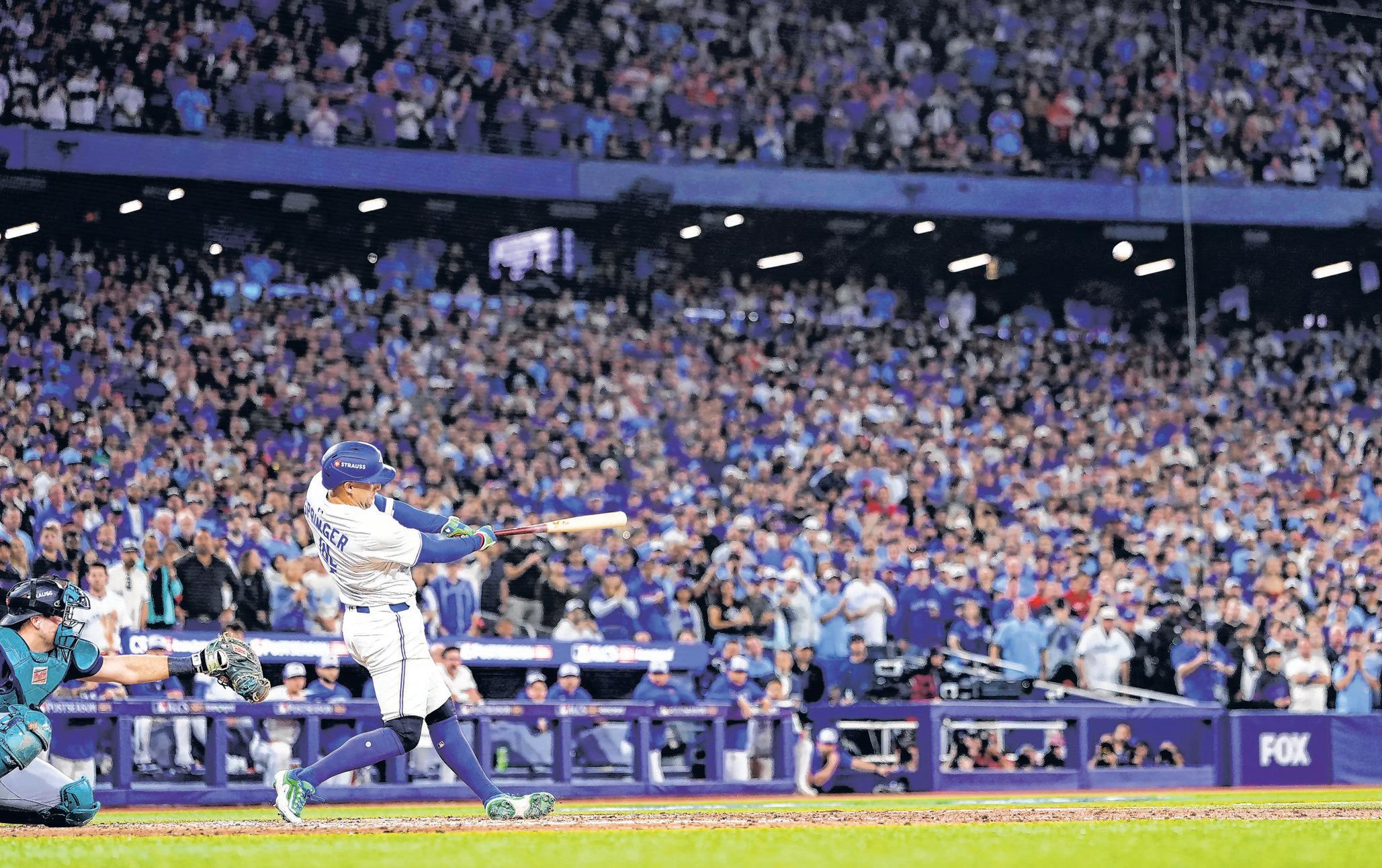 The Clutch Home Run in Game 7 That Was Heard Across Canada | The Wall ...