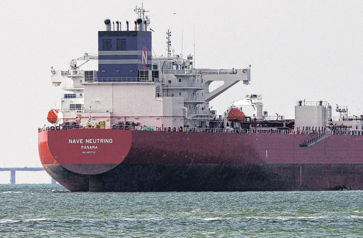 Energy Companies To Face a Challenge Mining Nation’s Oil | The Wall ...