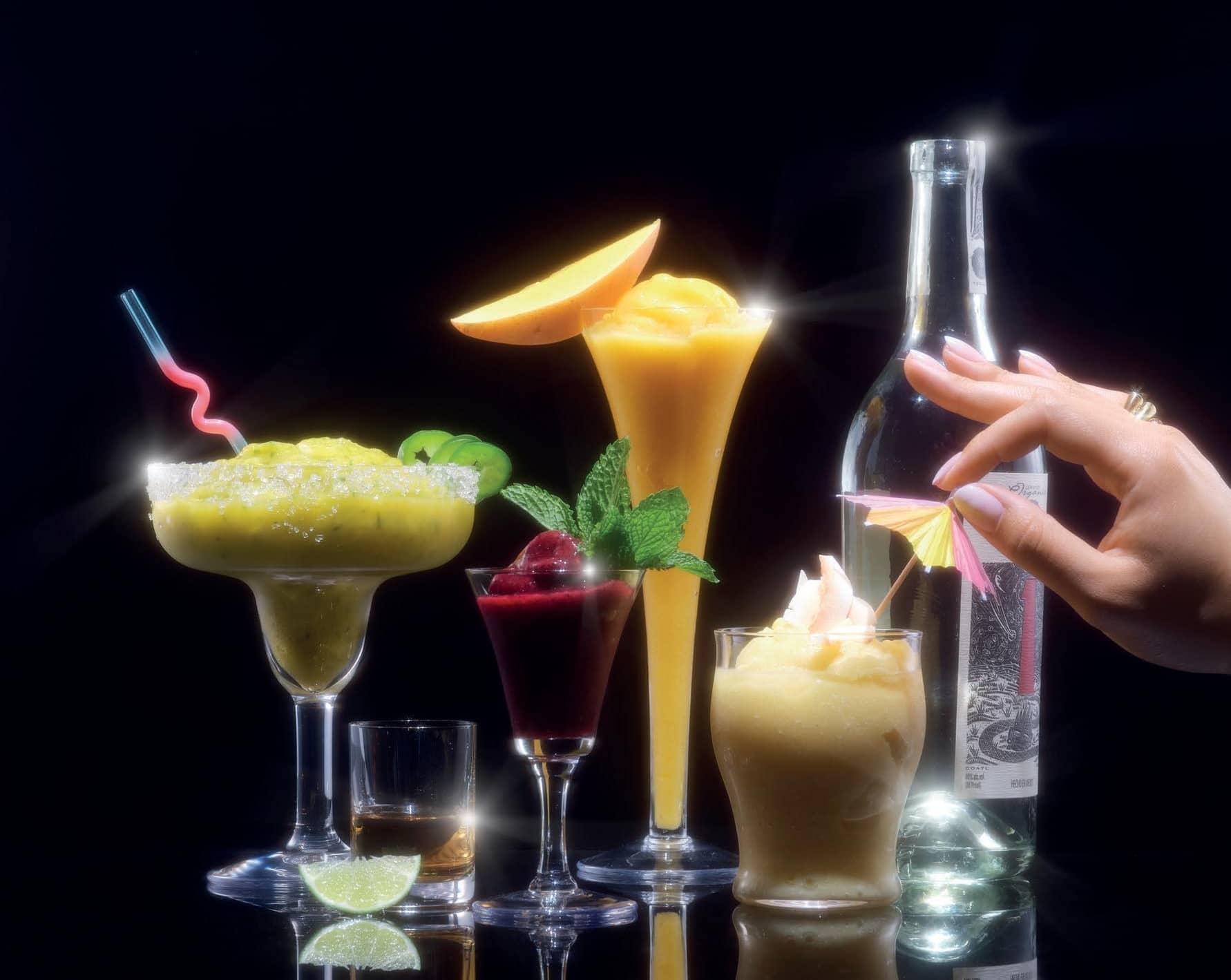 These Smoothies Go From Day to Night (Because You Can Put Booze in Them)