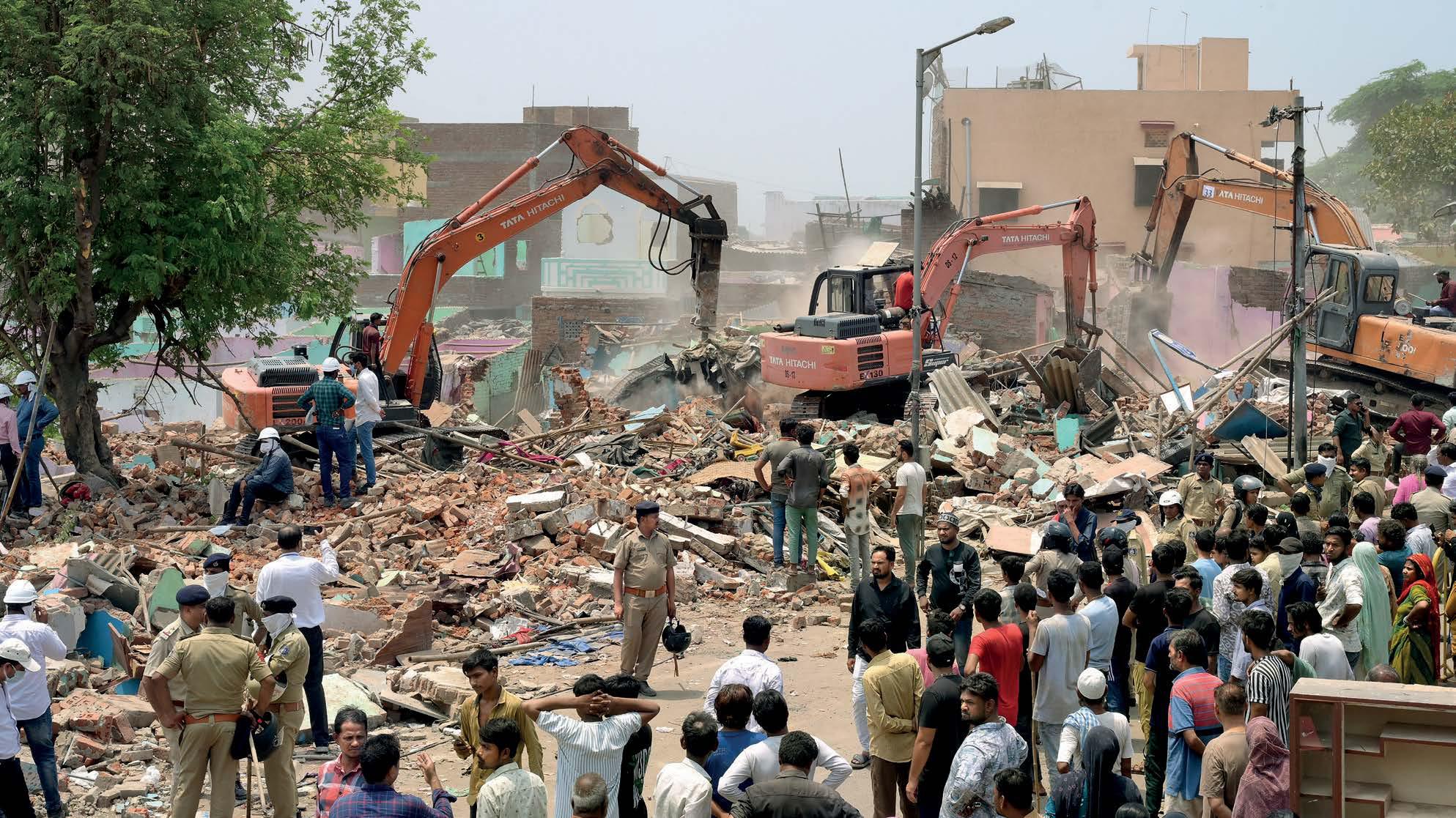 RAZING AN ILLEGAL STORM | India Today - News - Read this story on ...